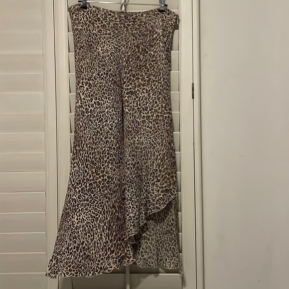 Peter Nygard | Skirts | Animal Print Nygard Silk Skirt | Poshmark